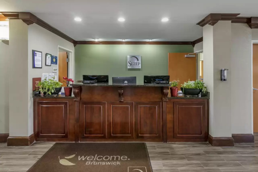 Contact Brunswick Hotels near FLETC | Hotels in Brunswick GA